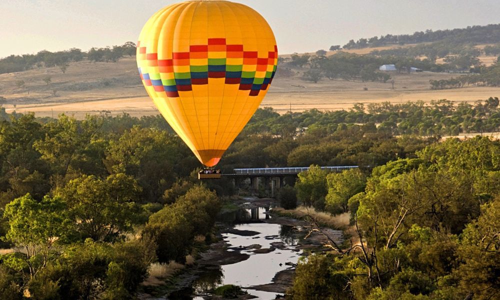 Ballooning perth store